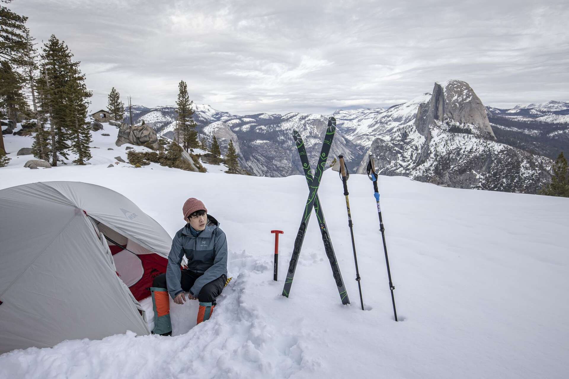 What it's like to snow camp solo at Yosemite's Glacier Point