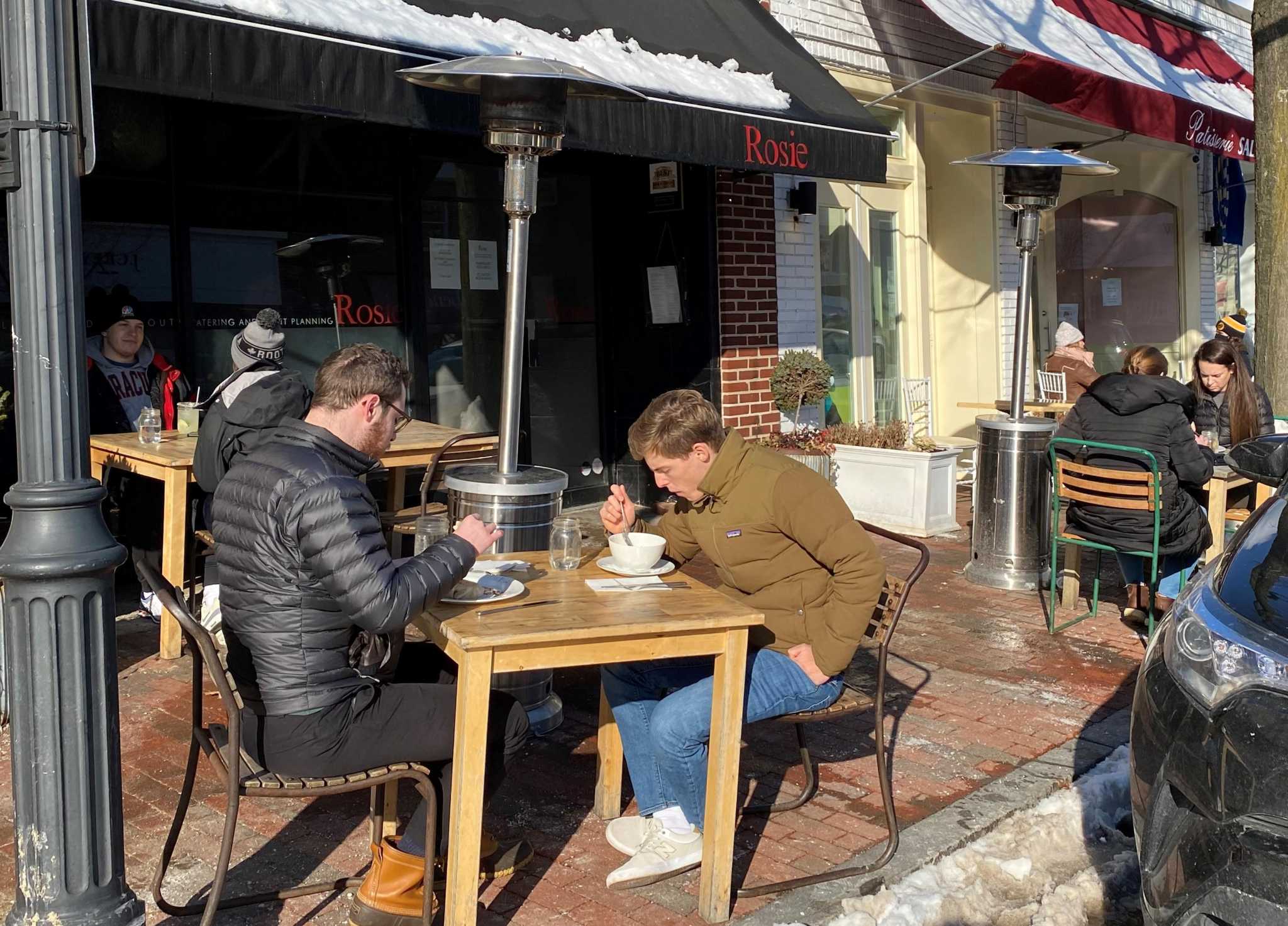 Police: Outdoor dining to continue in New Canaan