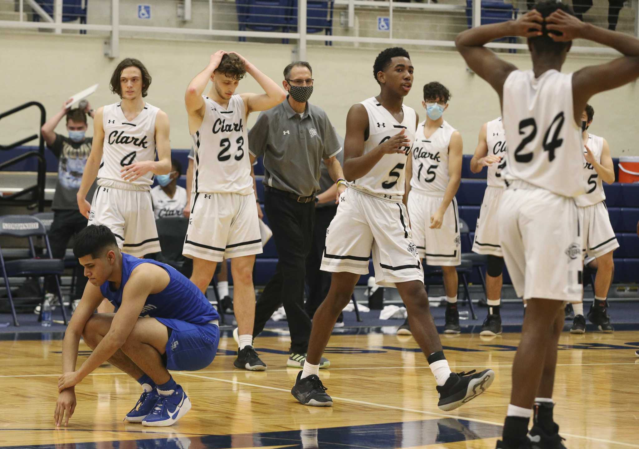 Boys basketball: Clark holds off South San 32-31 in first-round playoff