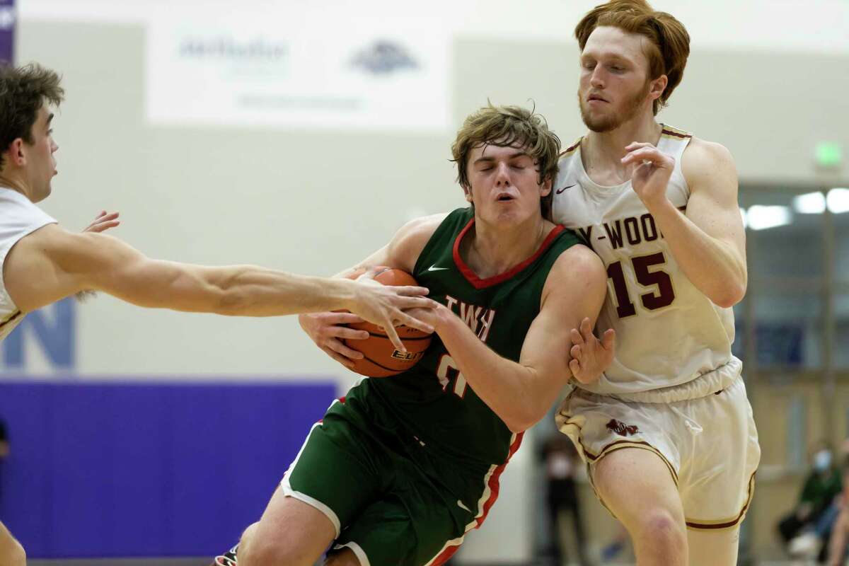 Cypress Woods grinds out narrow win over The Woodlands