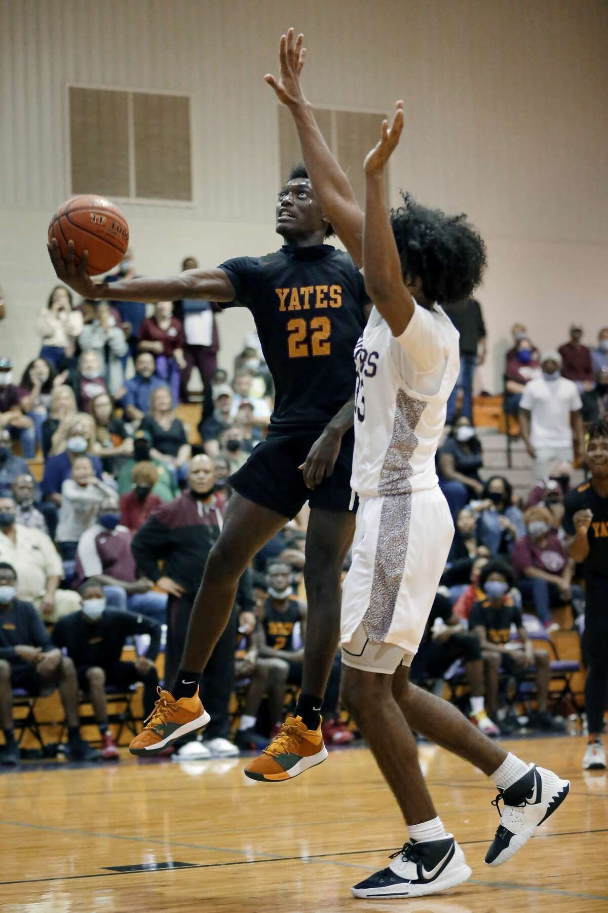 HS boys basketball playoff notebook: Yates upended by Silsbee