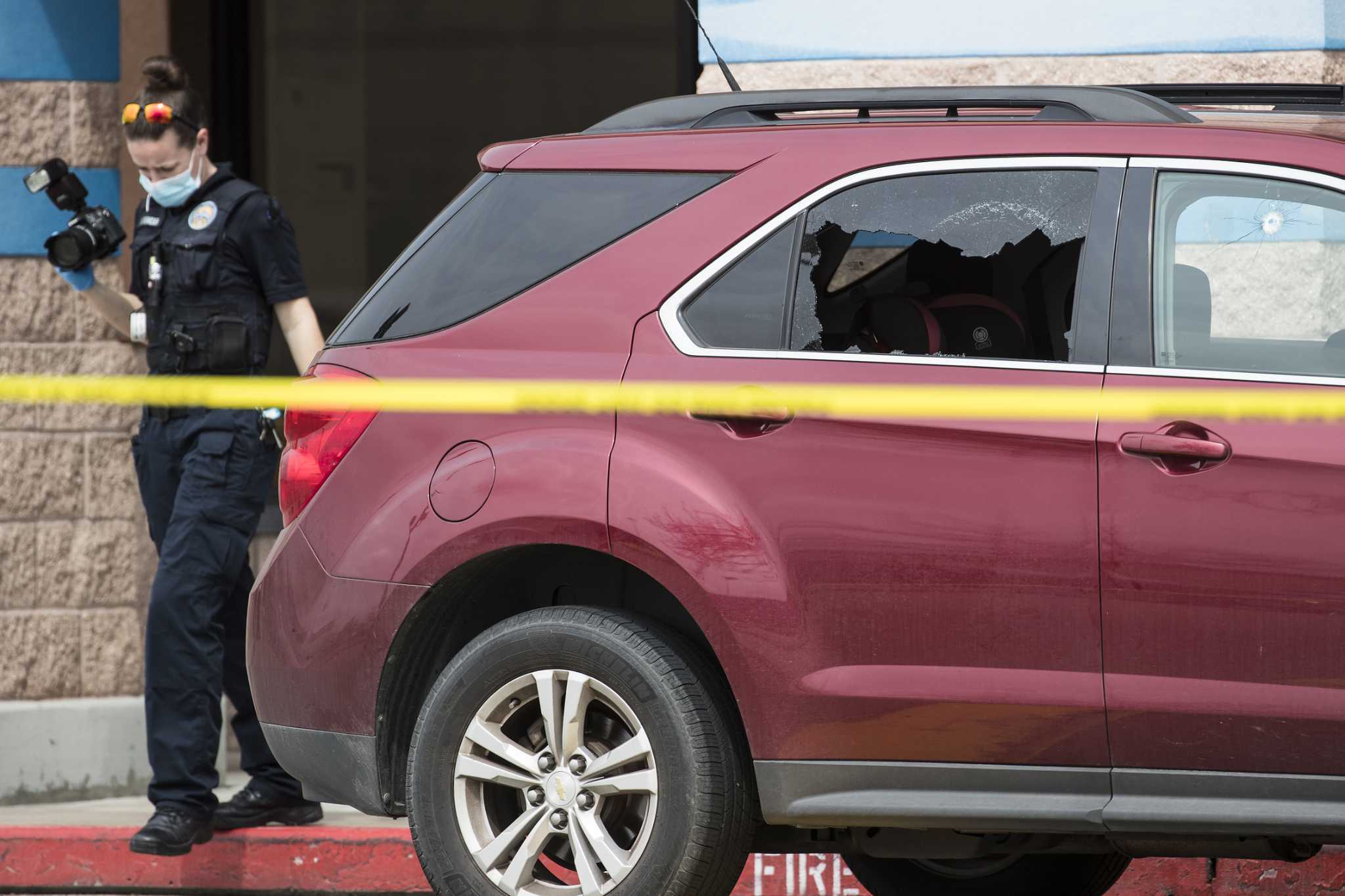 Police: At least 3 shot in road rage clash in northwest Houston parking lot