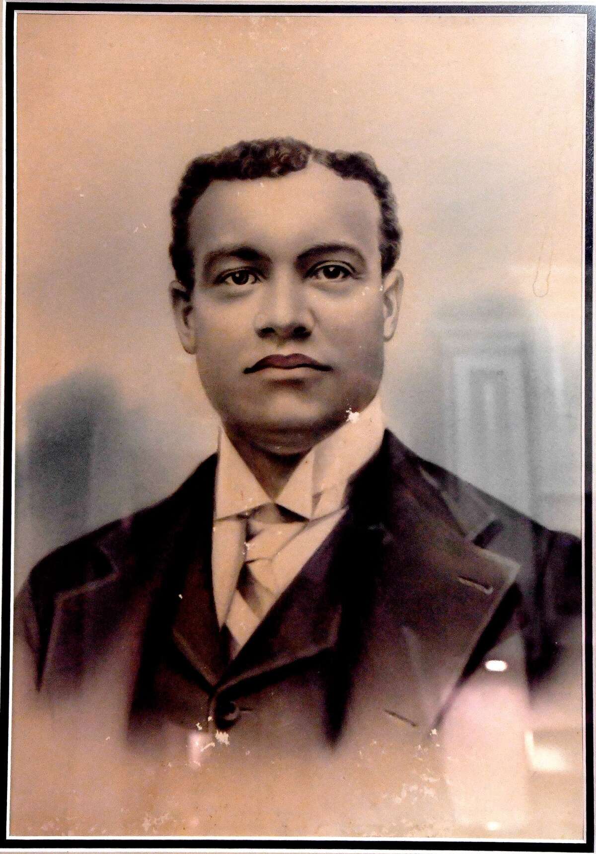 Willard home, and family legacy, endure