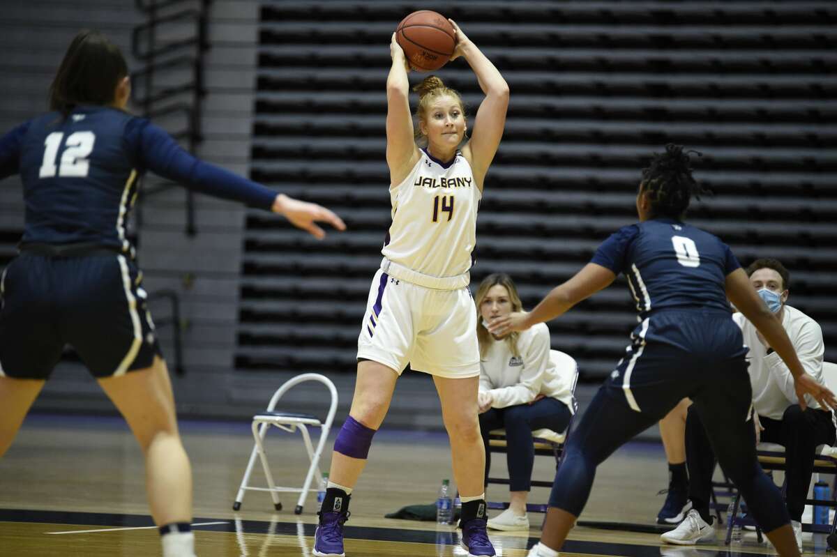UAlbany women build big early lead, hold on to advance in America East ...