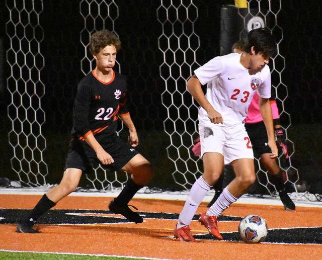 EHS soccer seeks to ‘enjoy the moment’