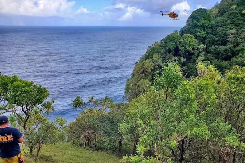 2 tourists went missing on hike to Maui waterfall, 1 body found
