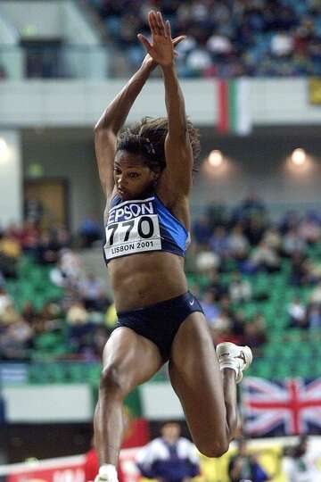 From Olympic star to 'Top Chef,' Houston's Dawn Burrell keeps rising to ...