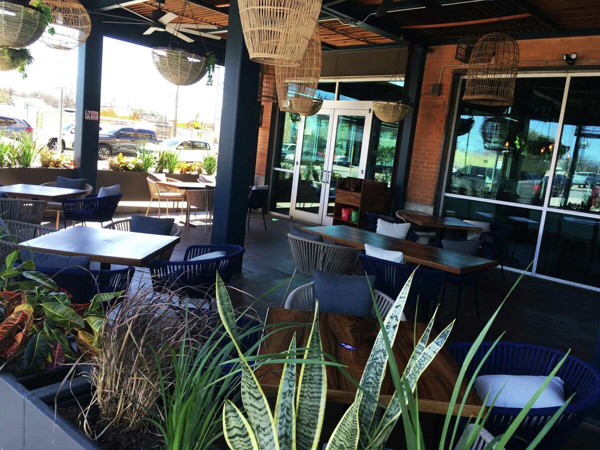 Señor Fish Seafood Bar now open on Broadway near Pearl in former Tacos ...