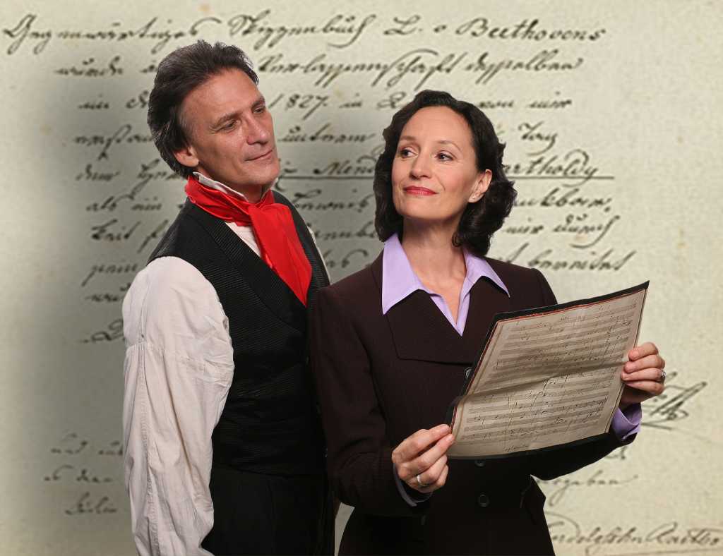 '33 Variations' highlights Cap Rep's 30th season