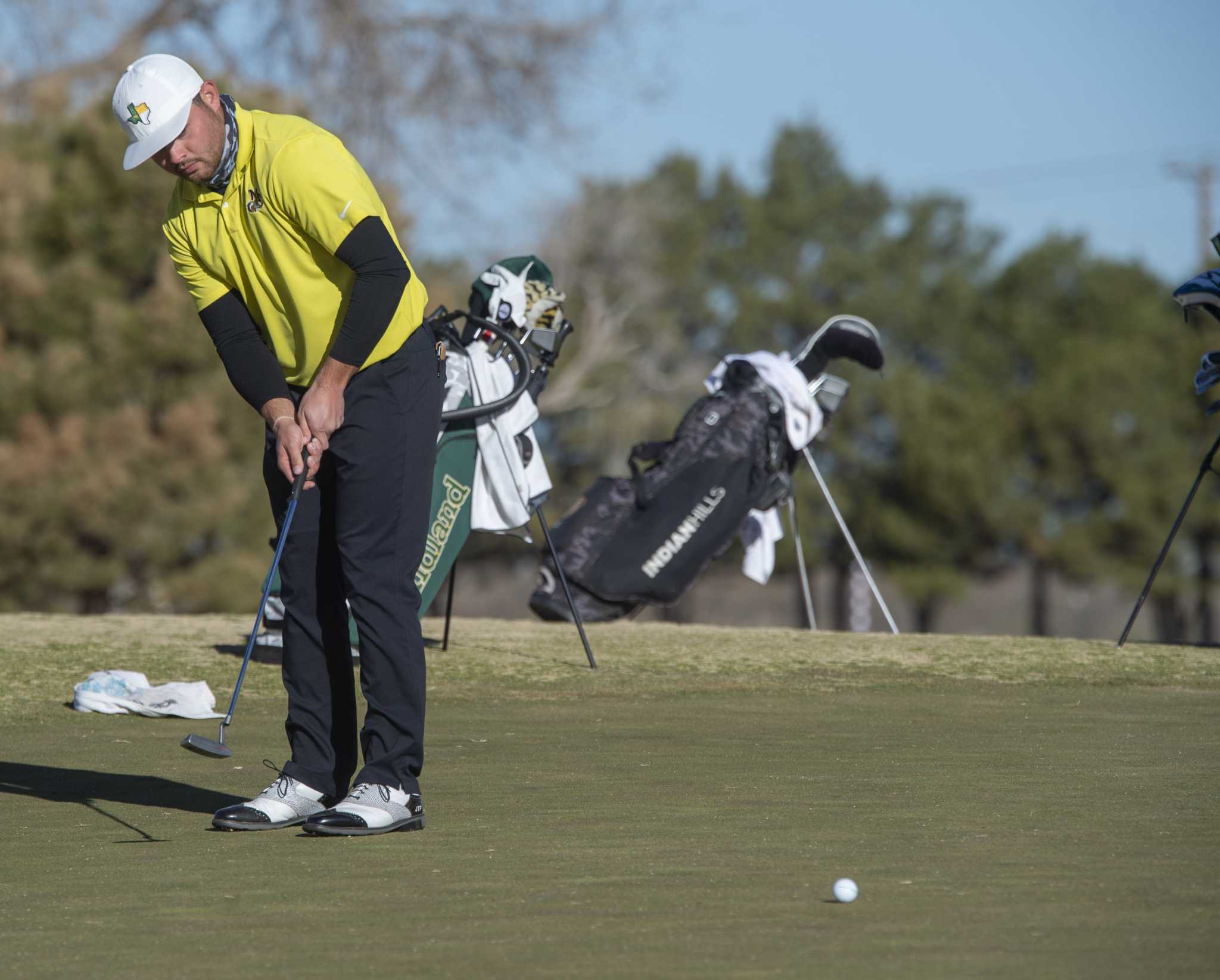MC golf moves into No. 1 spot