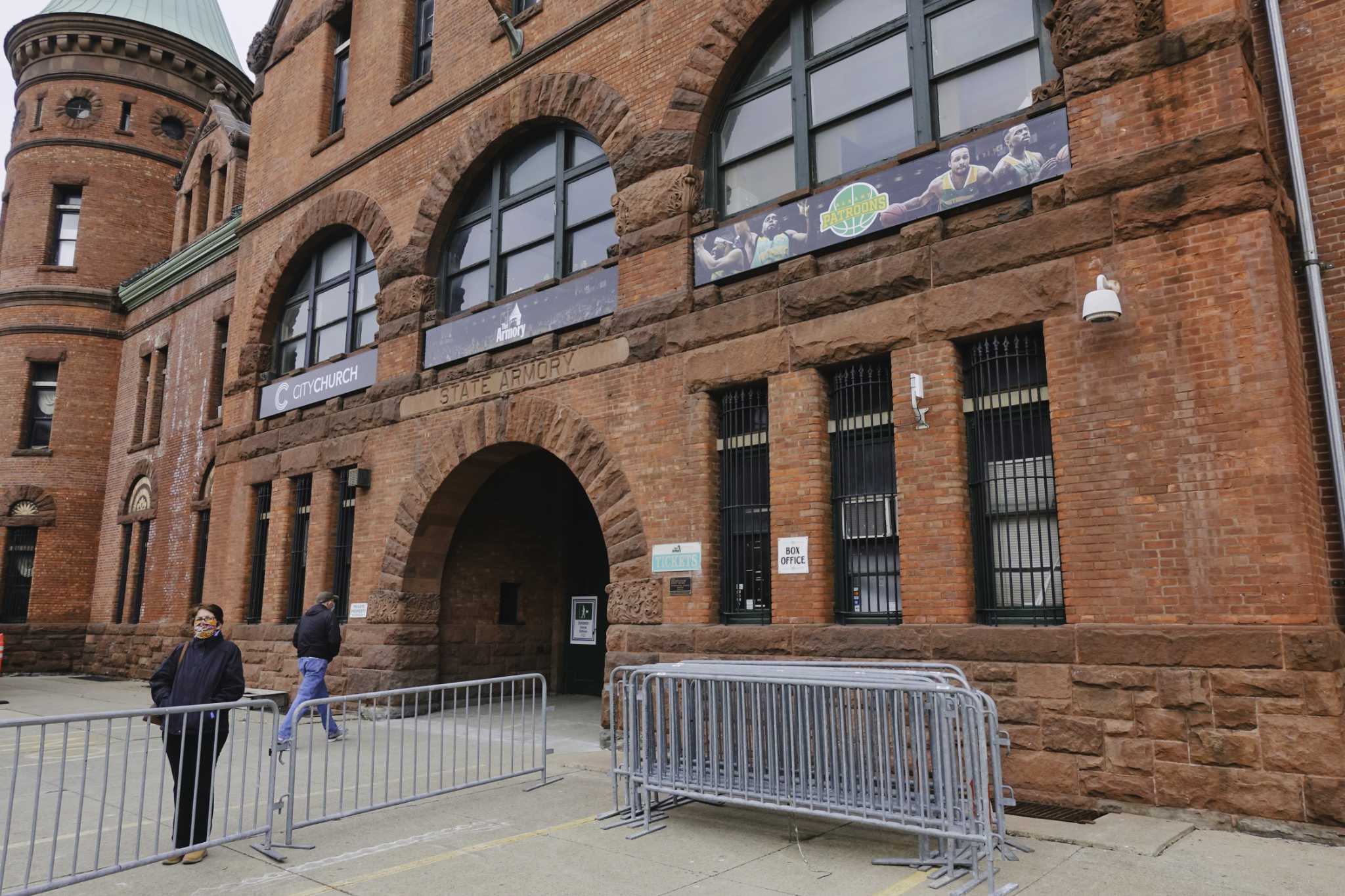 Walk-in clinic at Albany Armory giving one-dose J & J vaccine