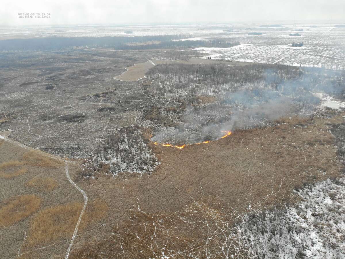 Caseville Fire Department works to maintain Rush Lake grass fire
