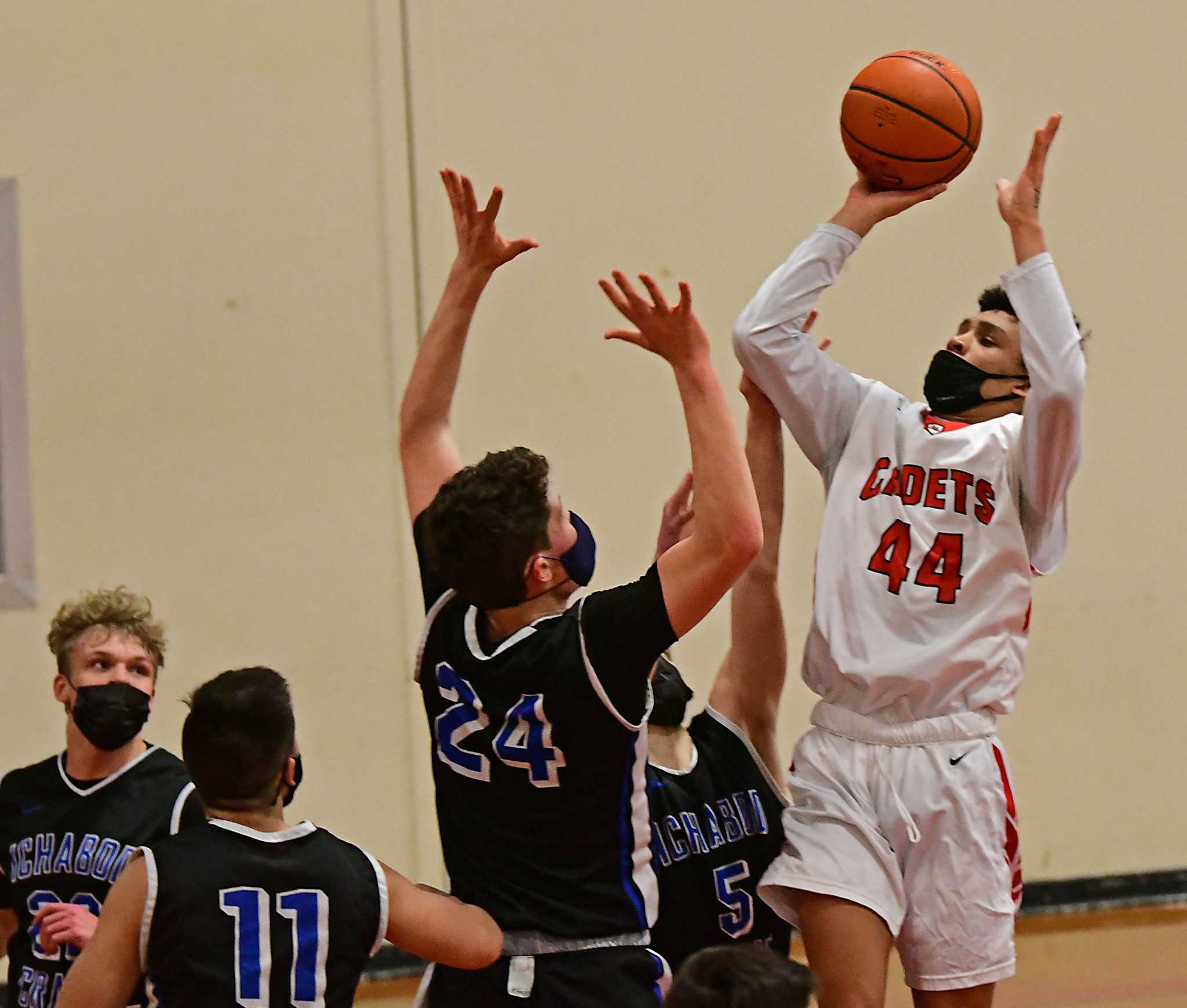 Former Albany Academy star Marcus Jackson commits to UAlbany basketball