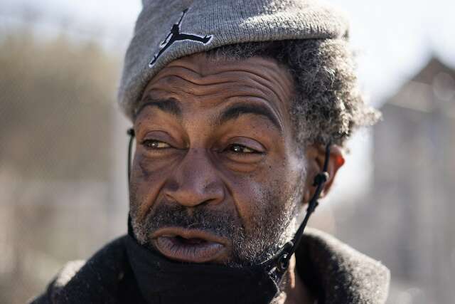 Oakland hoops legend Hook Mitchell’s life after death: False rumors ...