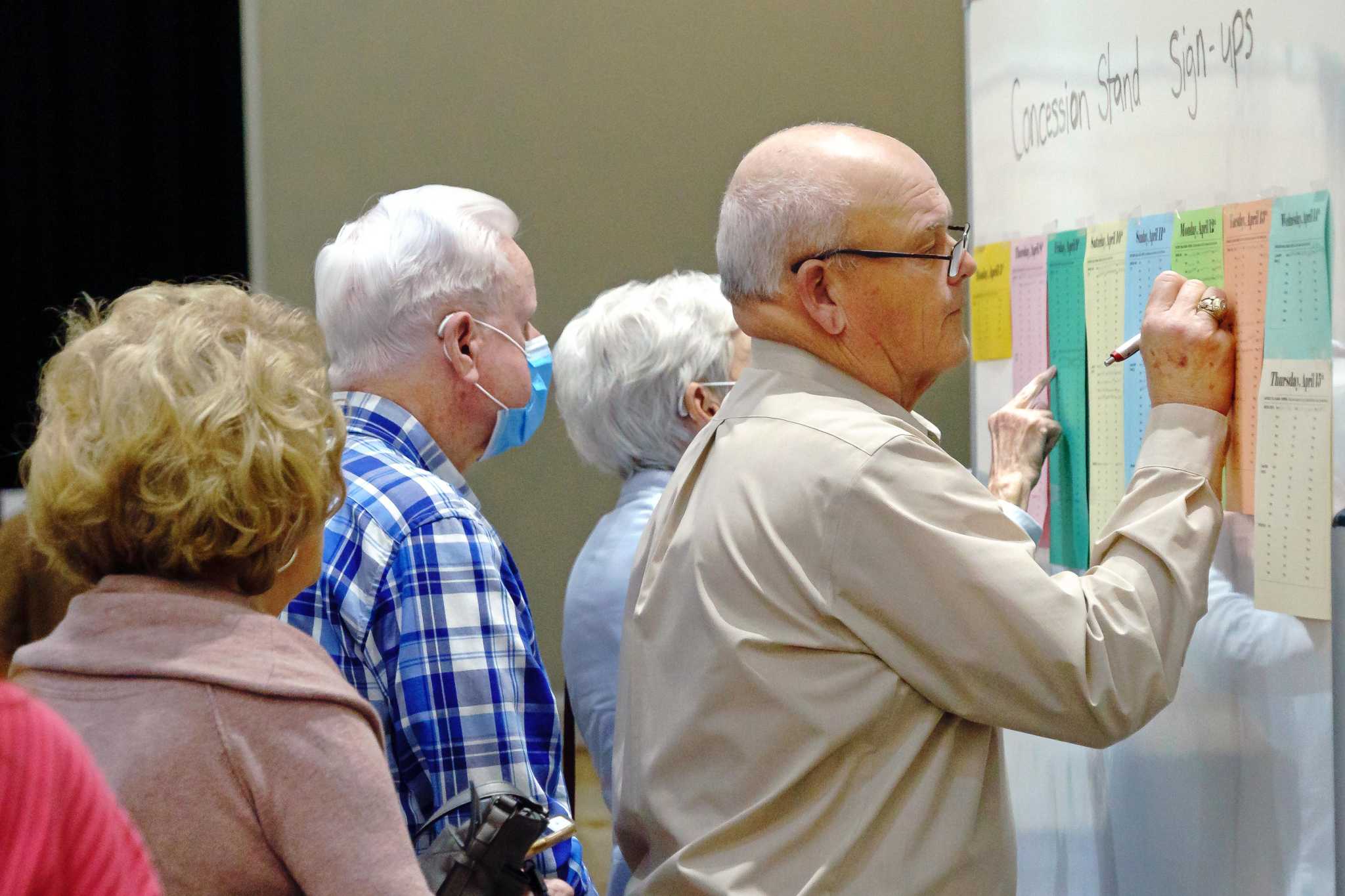 Life member honorees recognized at Wednesday’s CNLC meeting