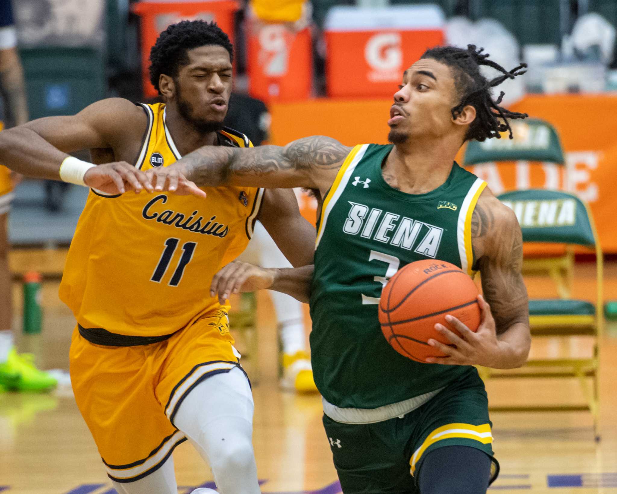 Siena basketball's Manny Camper wins MAAC Player of the Year