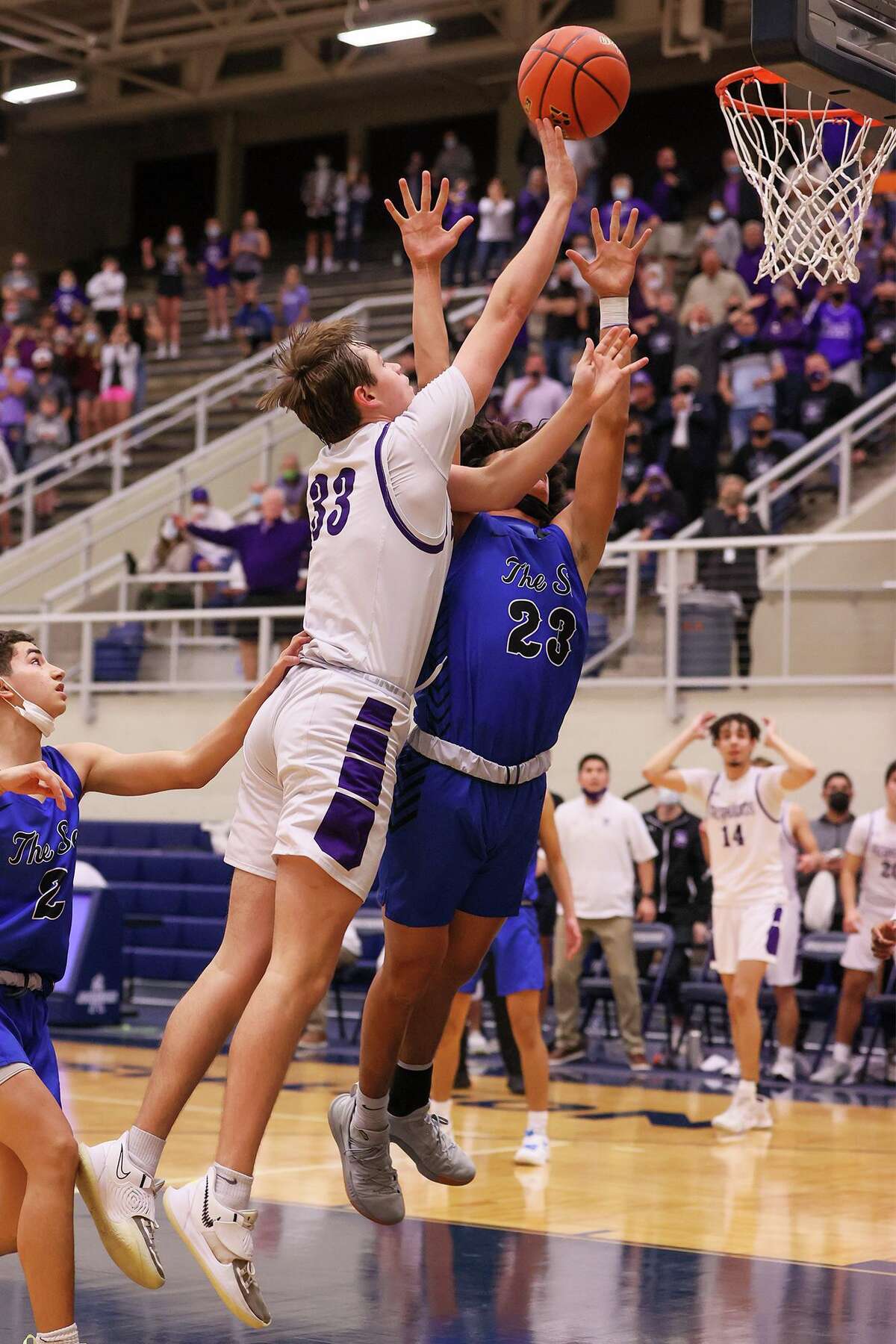 Boerne boys basketball joins girls team in state tournament with last ...
