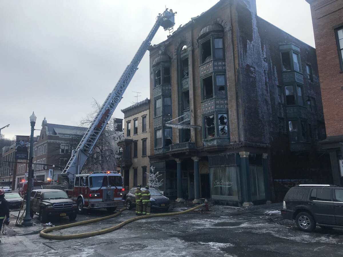 Video: Fireball above Troy as flames destroy downtown building