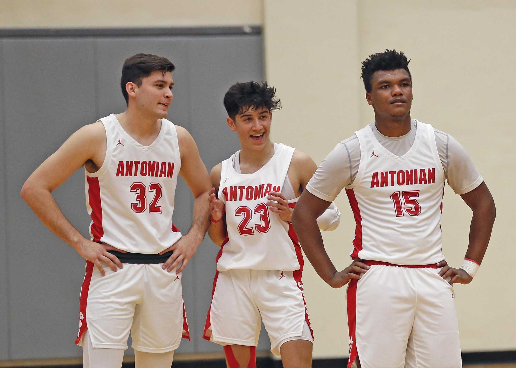 Boys basketball: Antonian advances to TAPPS final