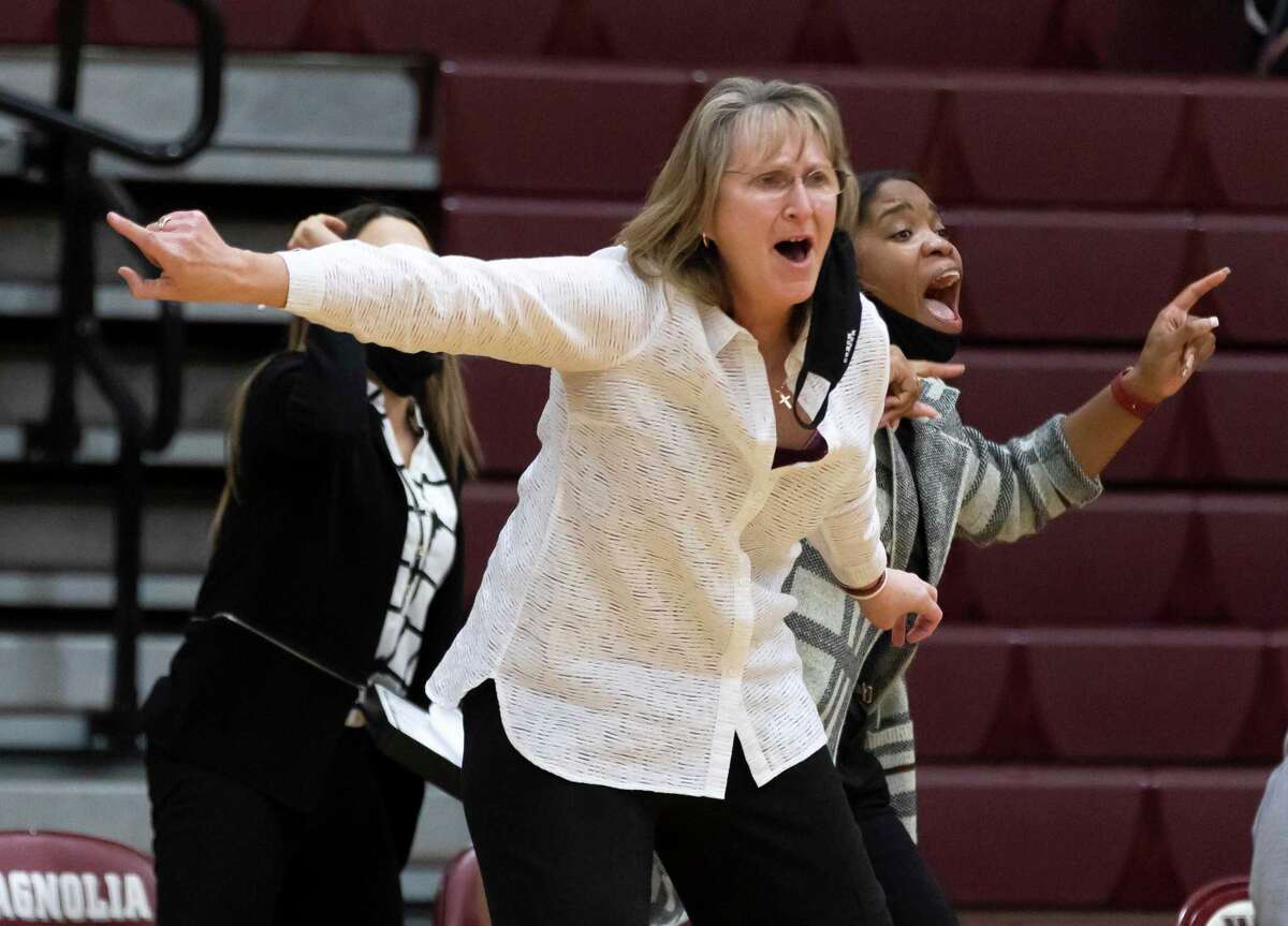 Emma Rowan leads Magnolia into new season