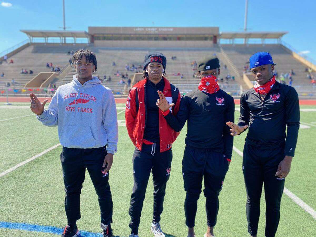 Fort Bend area track and field stars compete for state spots