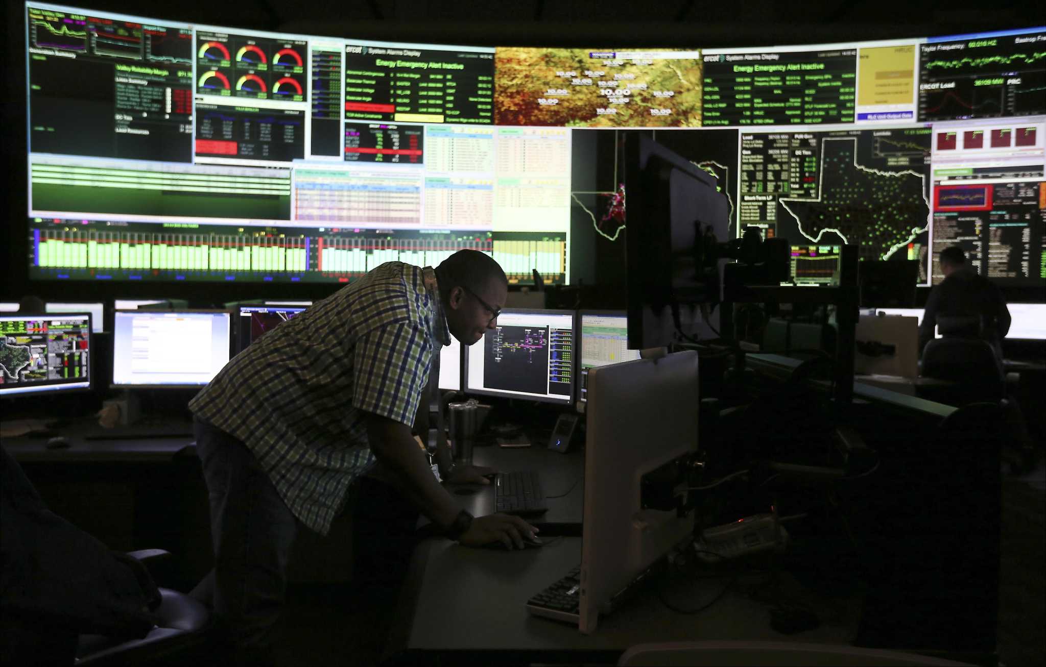 Power officials plan to overhaul Texas electricity market