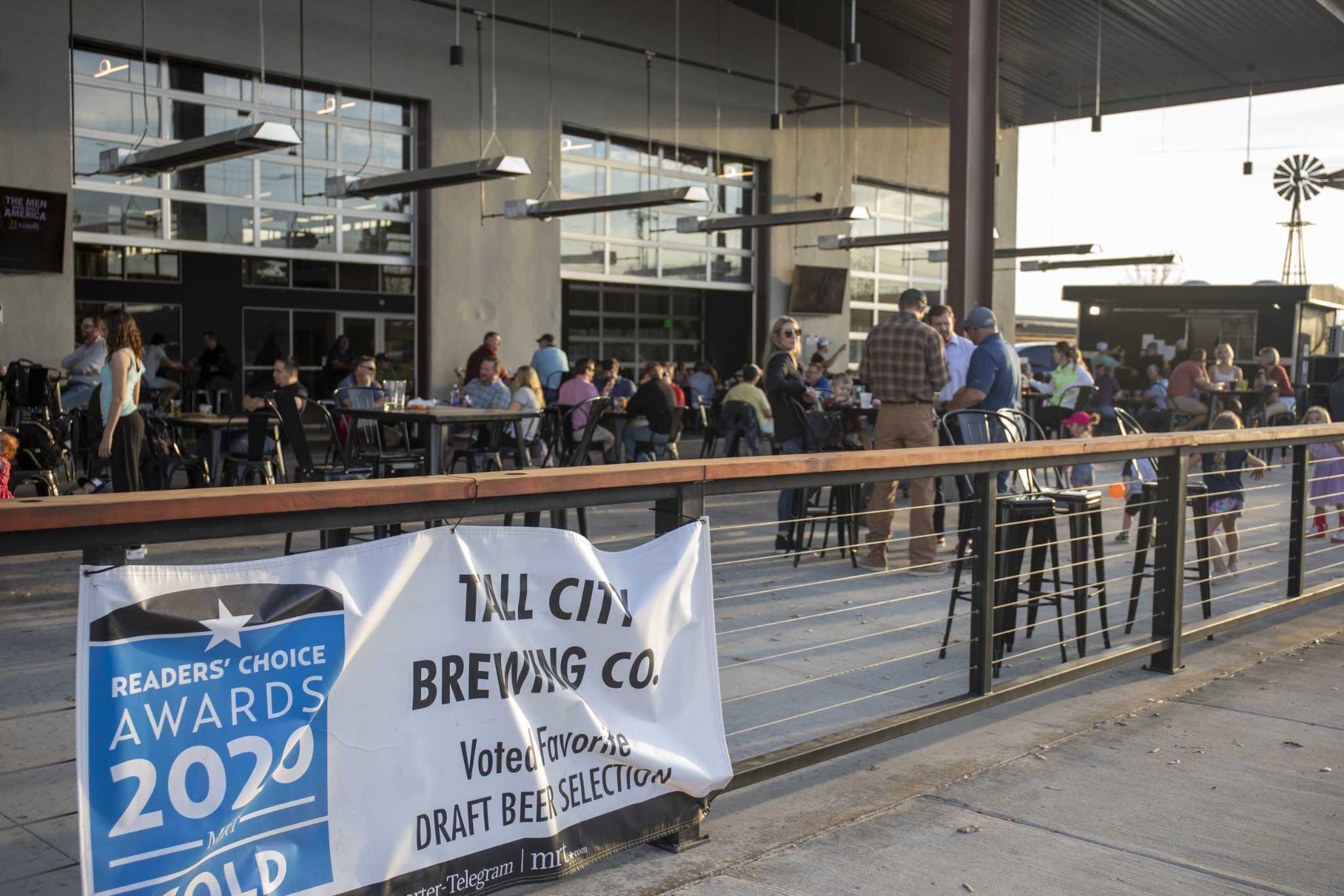 Local bars welcome 100 percent capacity
