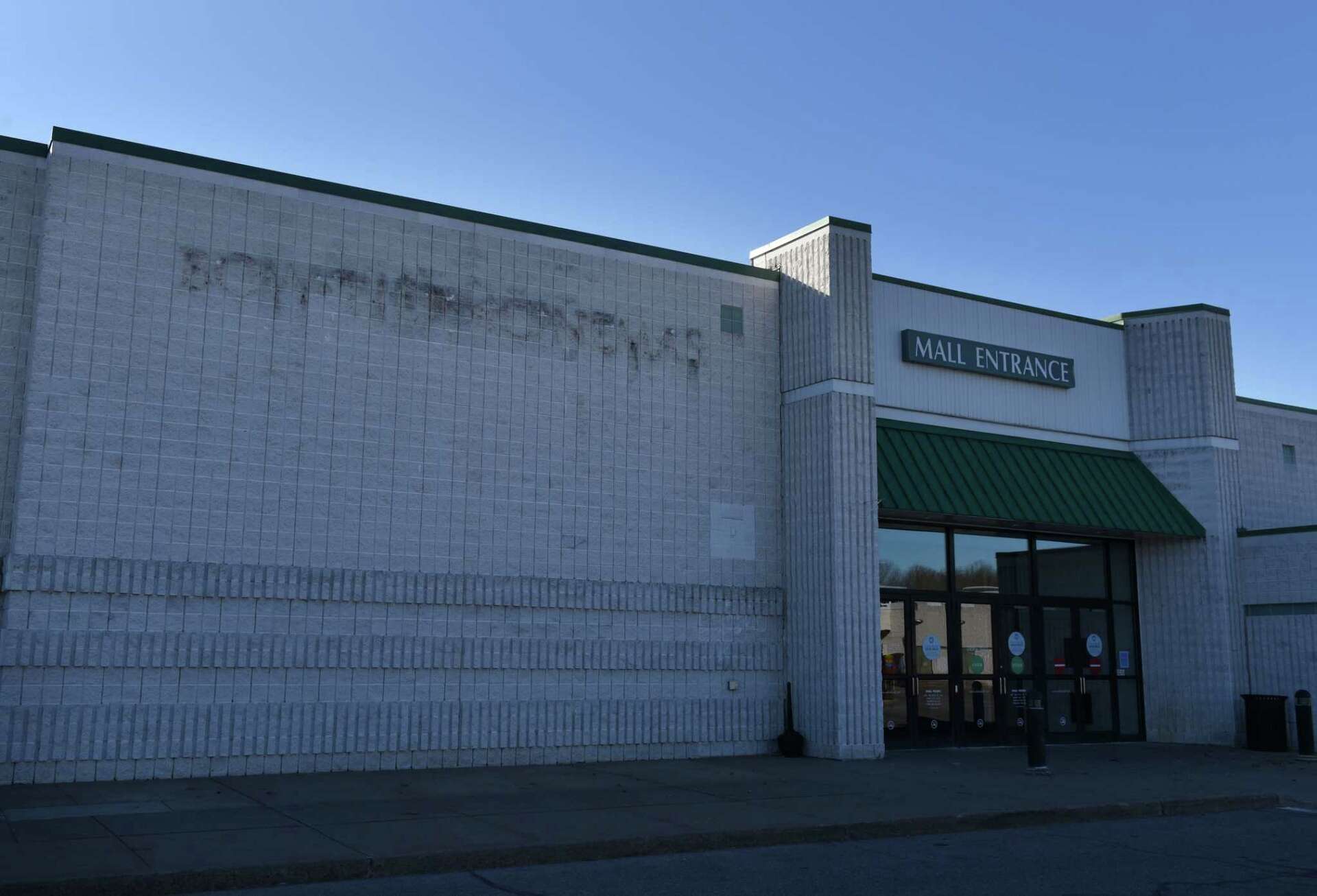 Wilton Mall Cinemas reopens with Wednesday charity event