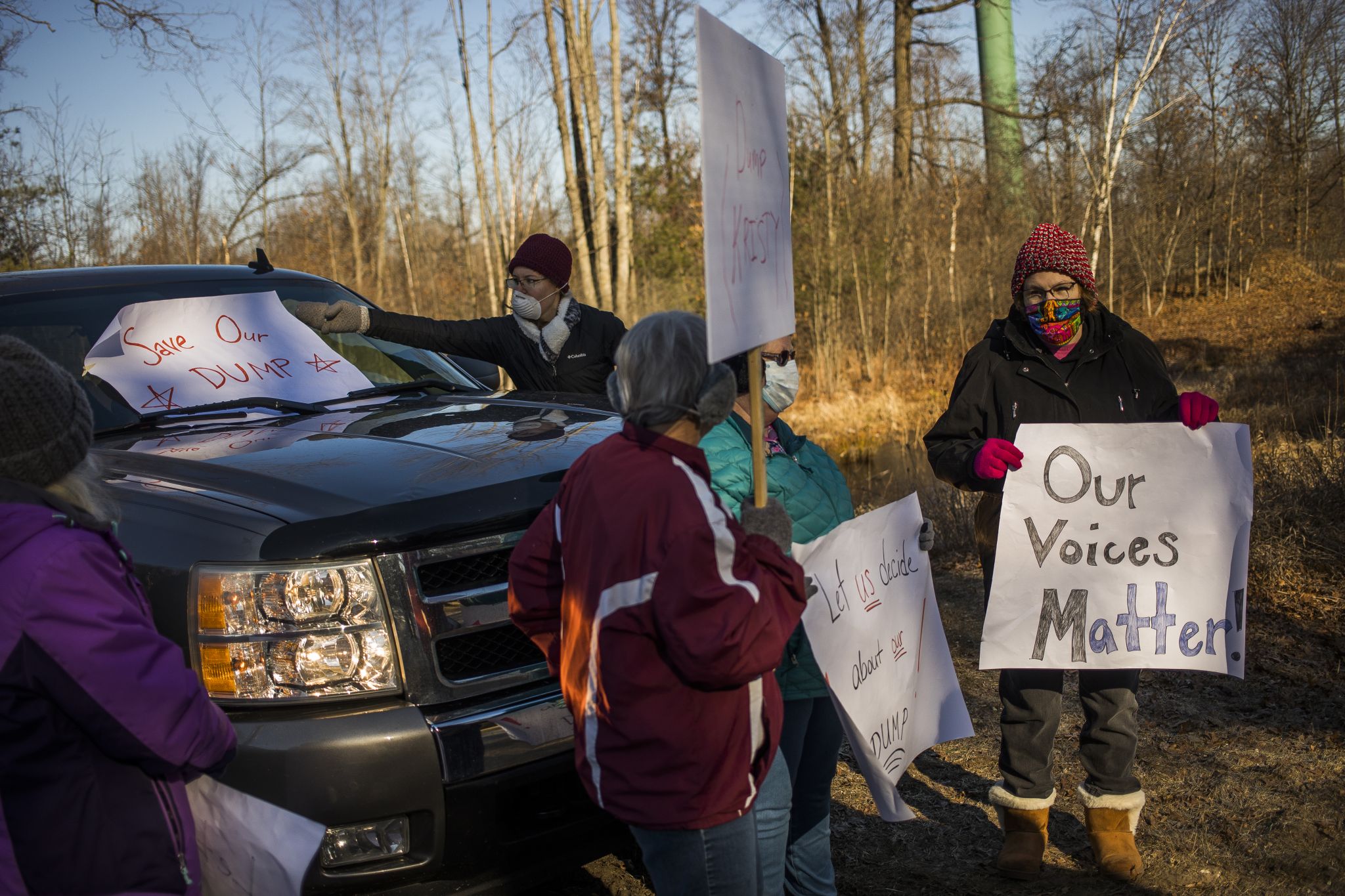 Lee Township residents protest planned dump closure
