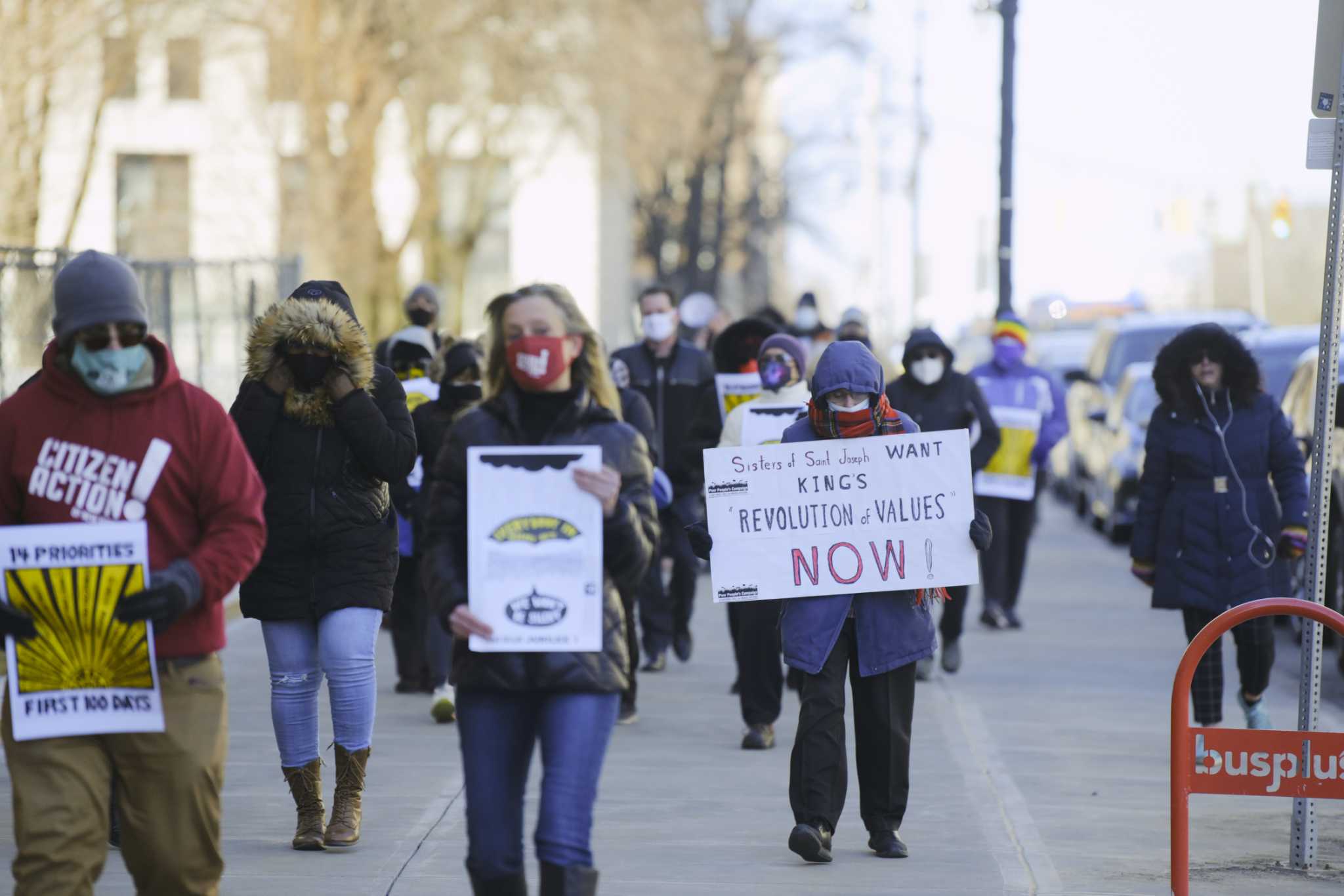 New York businesses will watch, weigh in on minimum wage plans