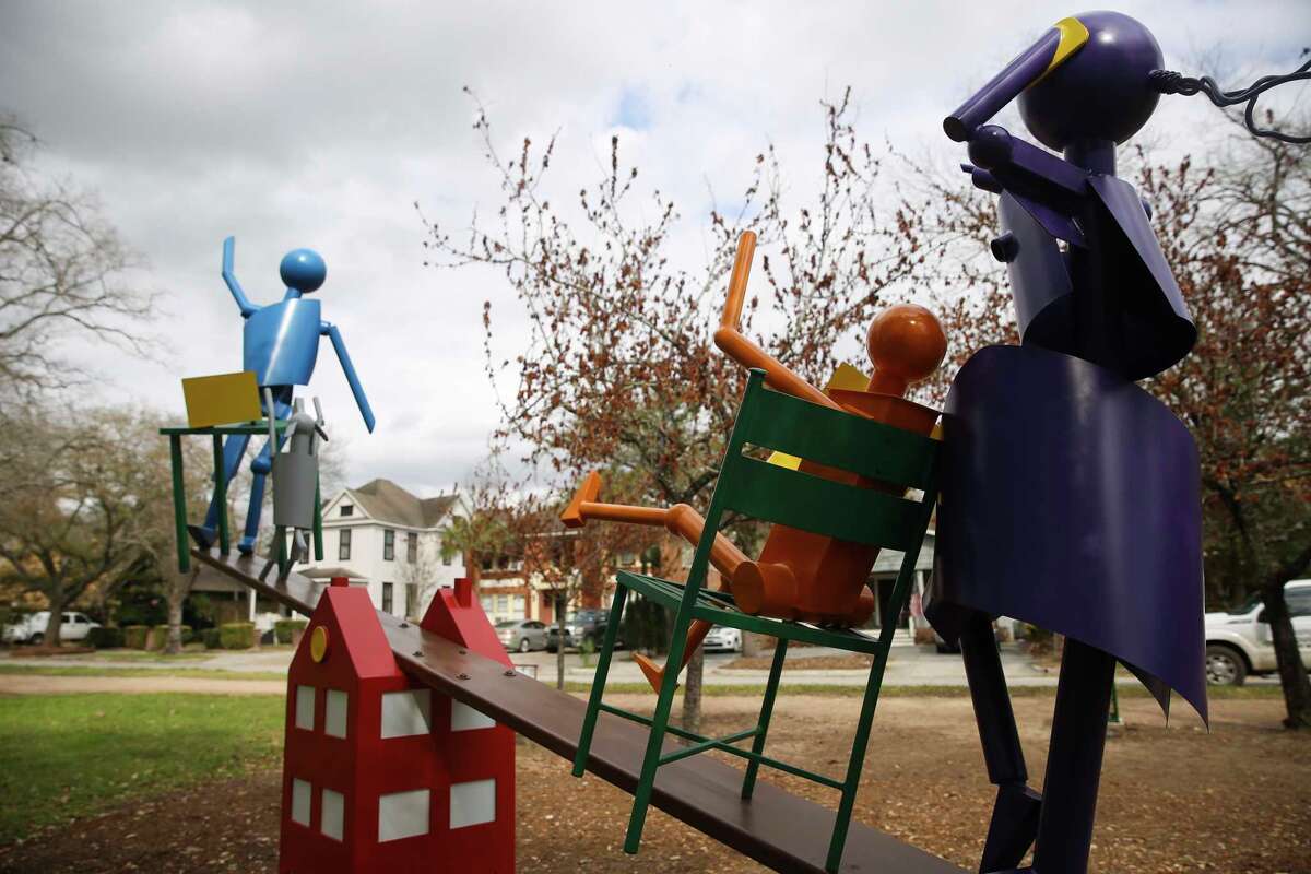 Oversize sculptures populate Houston's Heights Boulevard in True North ...