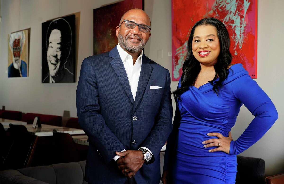 Friendship blossoms into partnership at Trez Art and Wine Bar