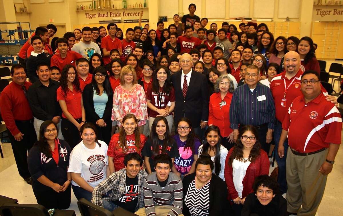 Legendary Laredo Band Director Elmo Lopez Sr Dies