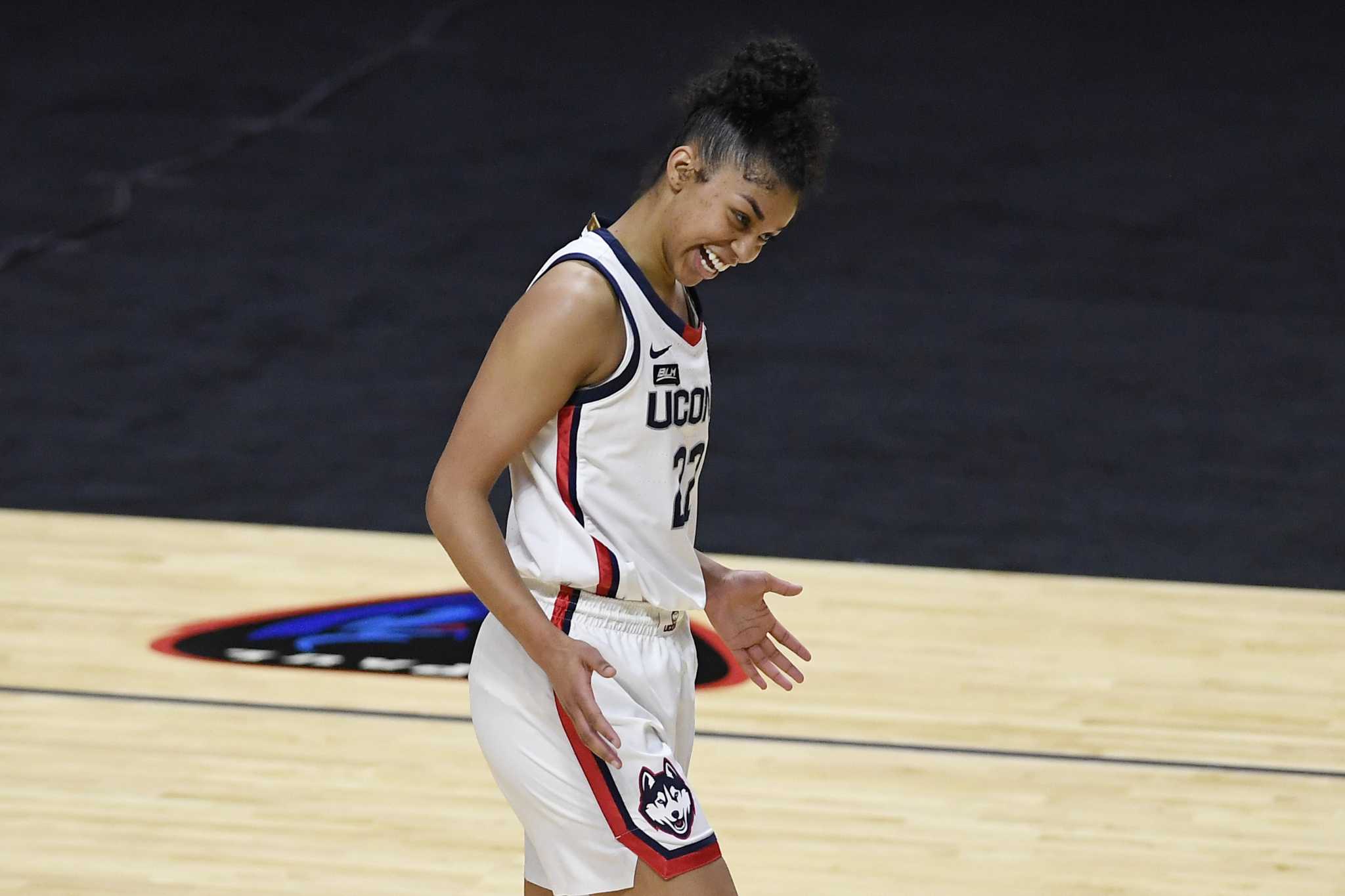 ‘She’ll sacrifice anything’: How Evina Westbrook evolved from a scorer ...