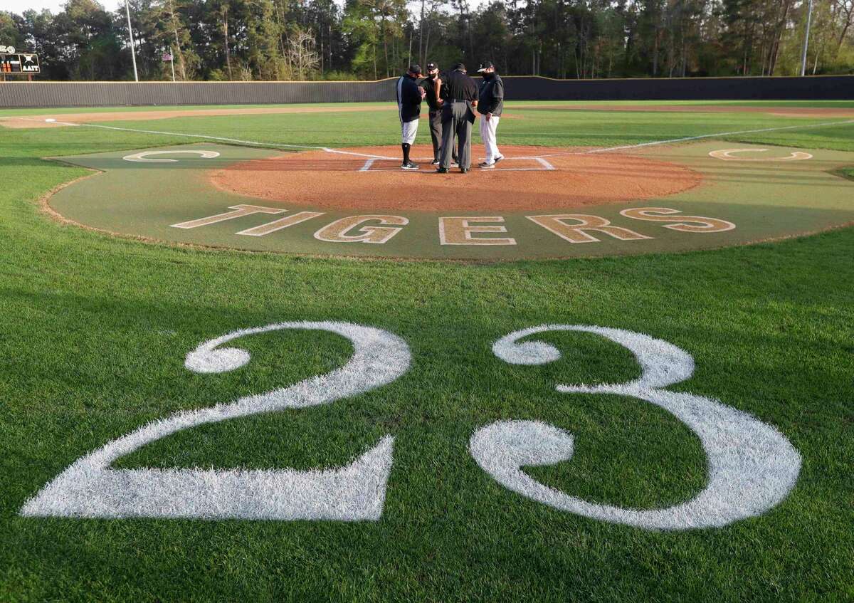 BASEBALL: Grand Oaks tops Conroe as teams celebrate legacy of Mike Ferrell