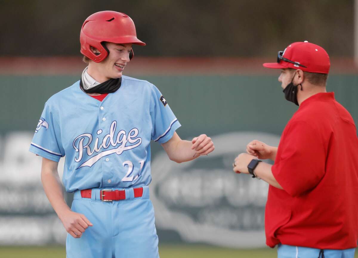 BASEBALL: Fast start, late pitching propel Oak Ridge past The Woodlands