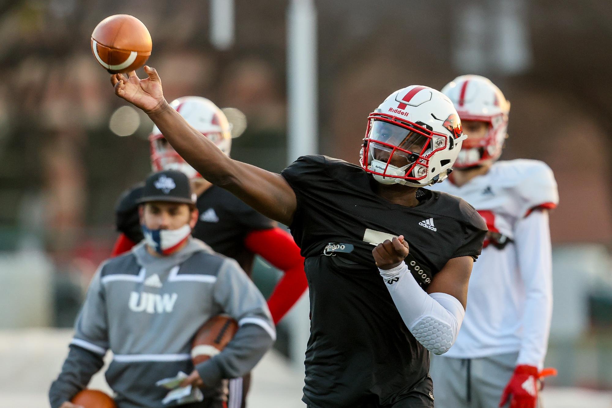 Freshman QB Cameron Ward used fall workouts to emerge as UIW’s spring ...