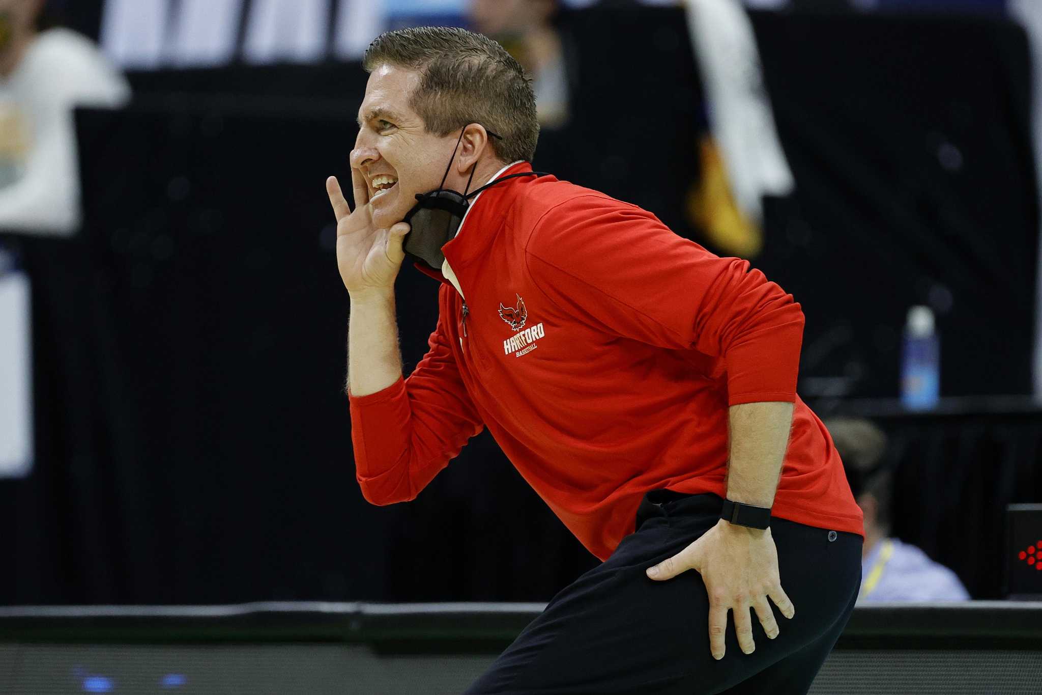Jeff Jacobs: Baylor’s title run began with win over UHart. Why John ...