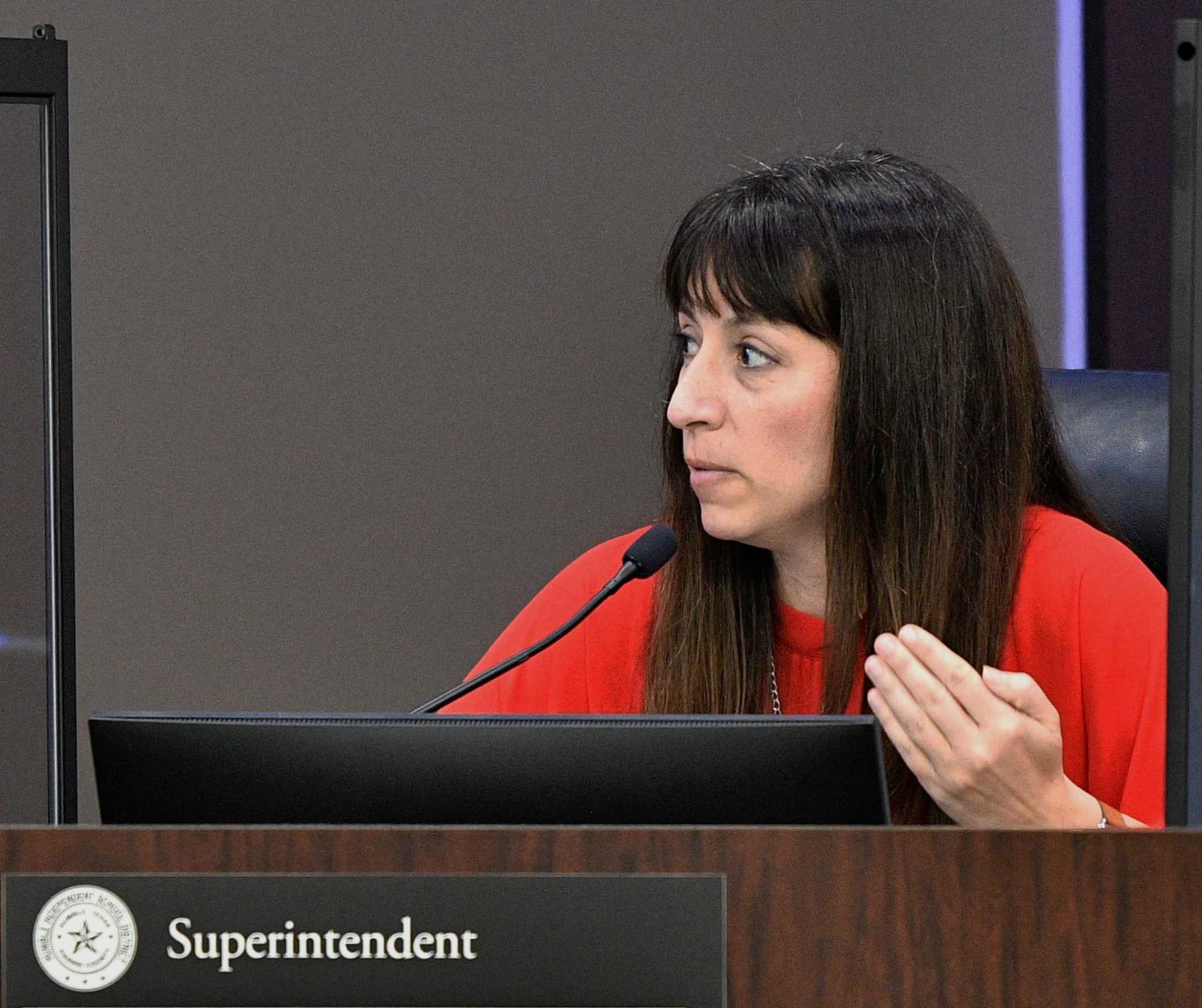 Elizabeth Sander - Journalist Profile - Intelligent Relations