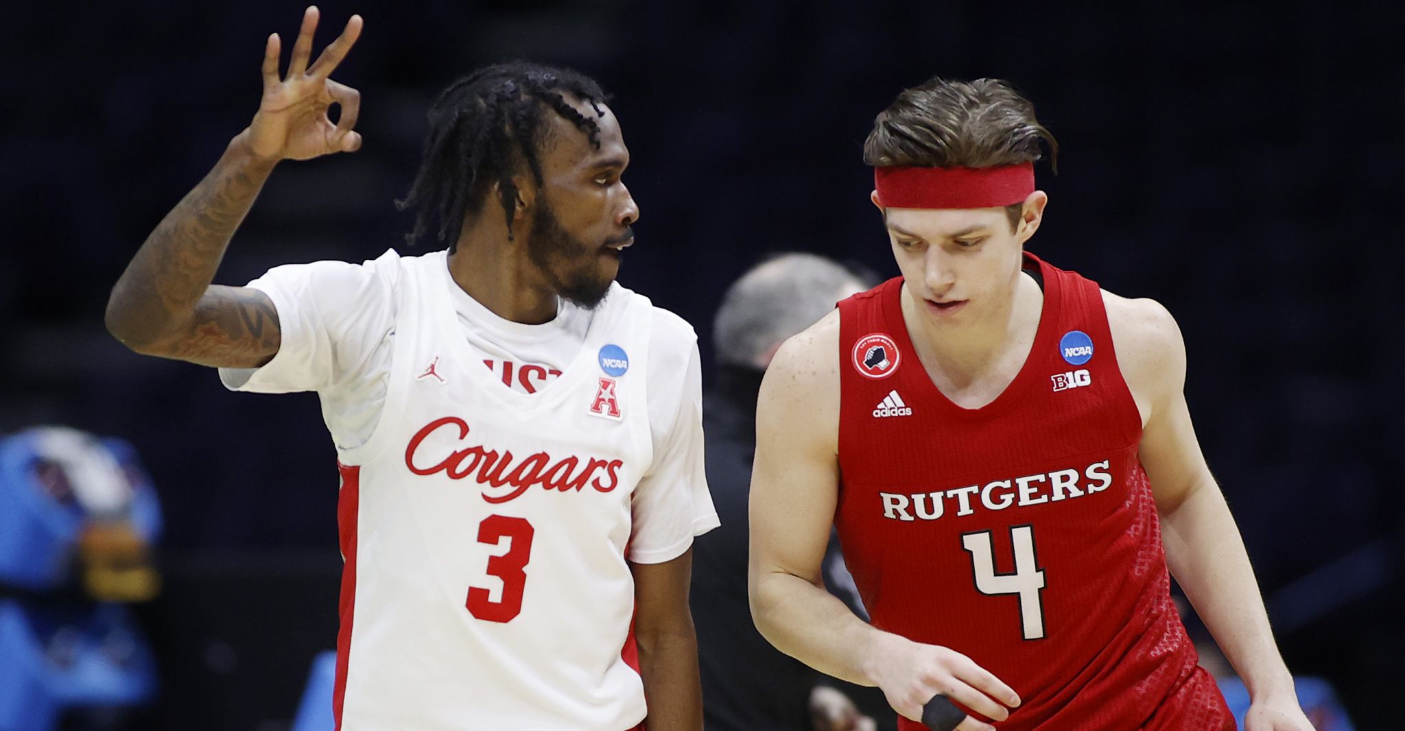 Smith: DeJon Jarreau plays through pain, lifts UH into Sweet 16