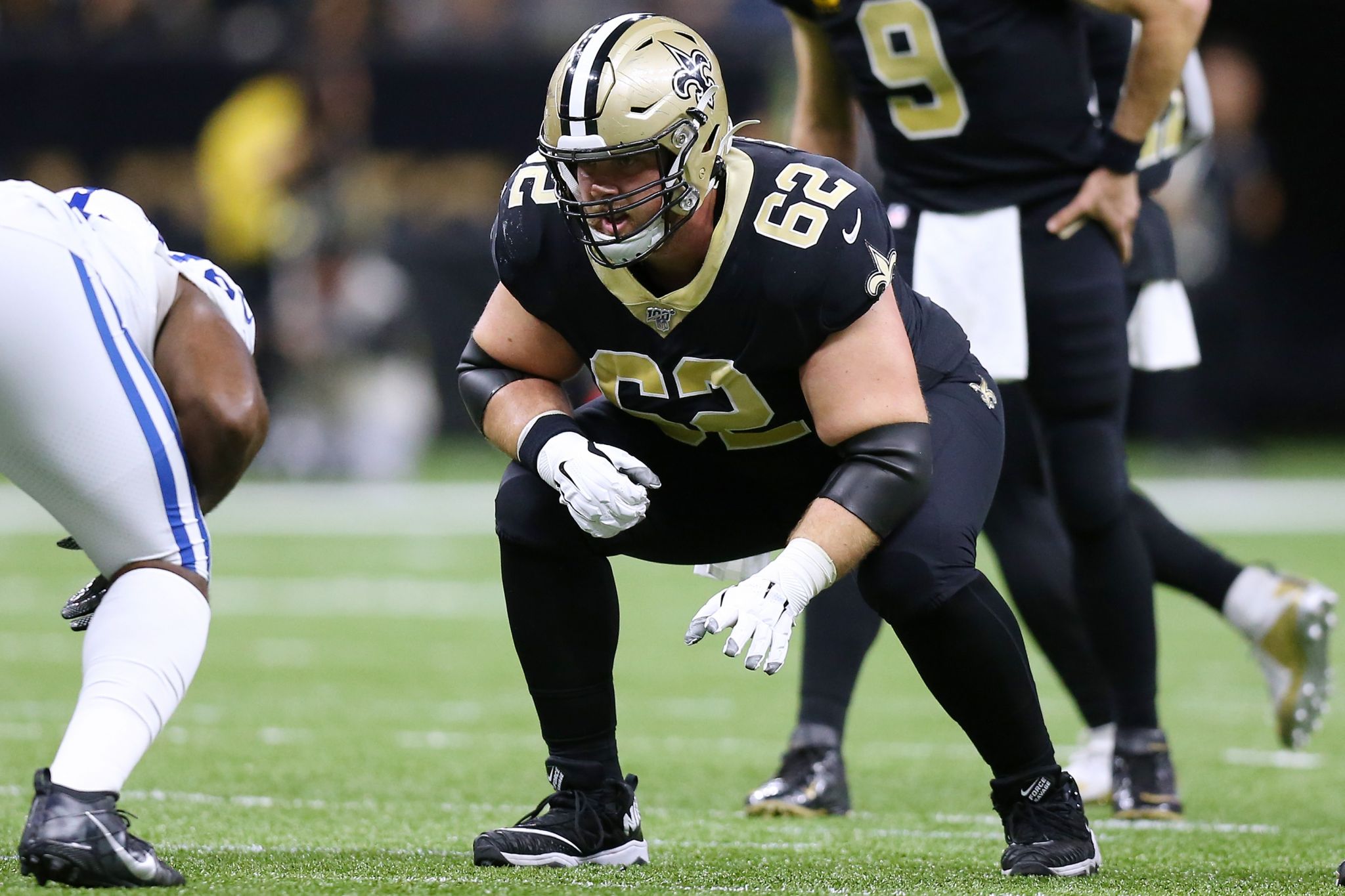 Source: Texans interested in center Nick Easton