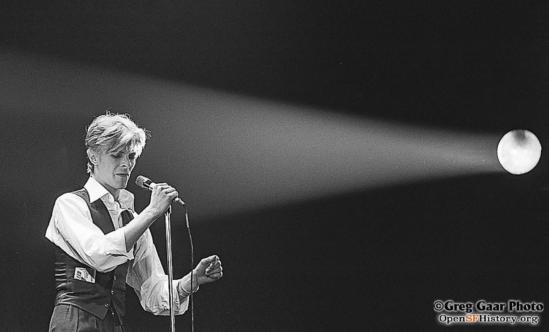 Greg Gaar photographed S.F. rock history. Now he’s sharing 1,114 images ...