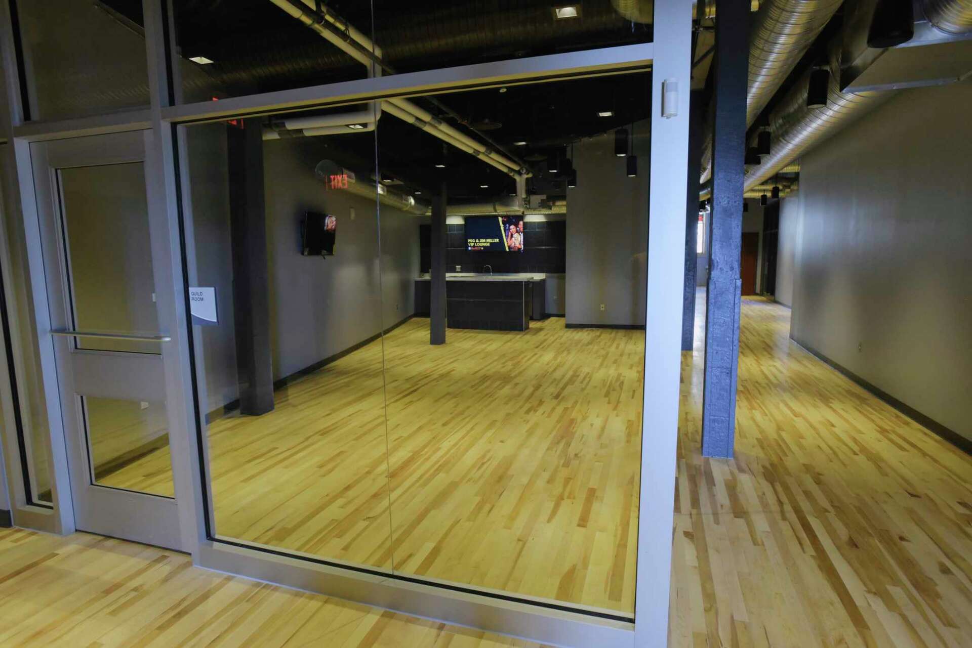 Capital Rep's new theater is excellent. Its first show is, too.