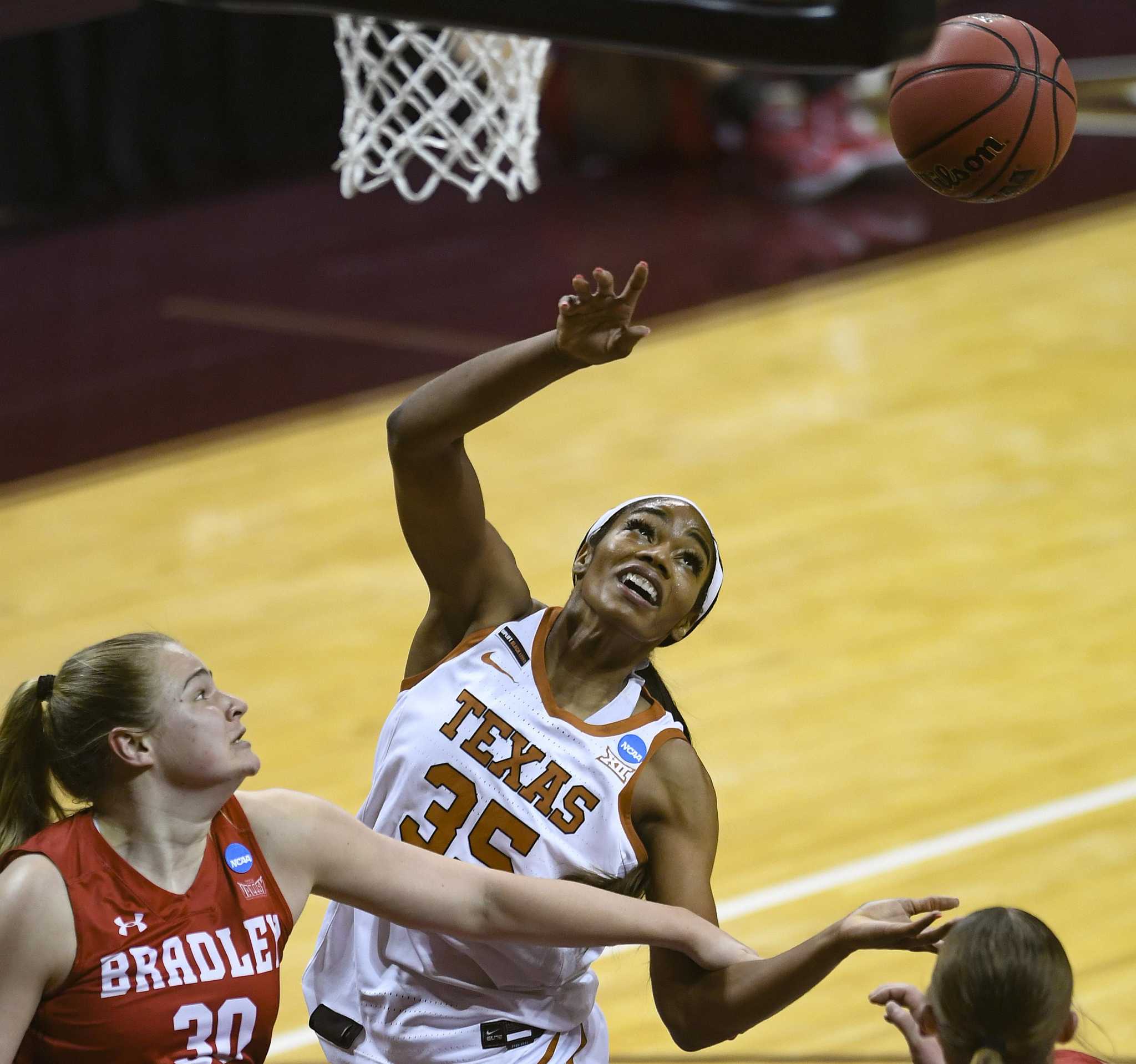 Charli Collier, UT women to face No. 3-seed UCLA as underdogs