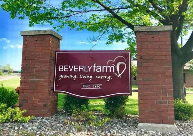 Beverly Farm receives women’s group gift