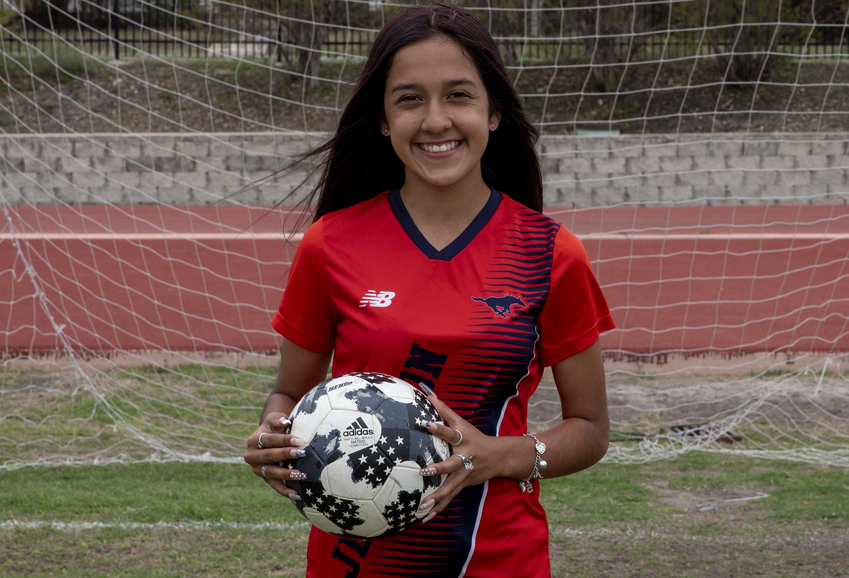 Girls soccer: Jefferson’s Solis named E-N Player of the Week