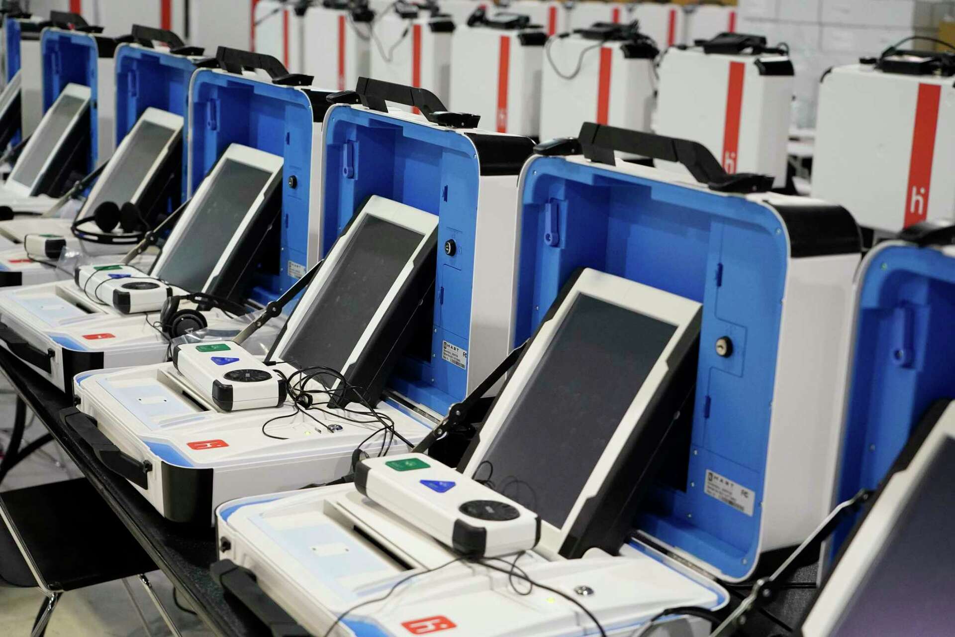 Texas elections: What is Verity Duo voting machine, how to use it