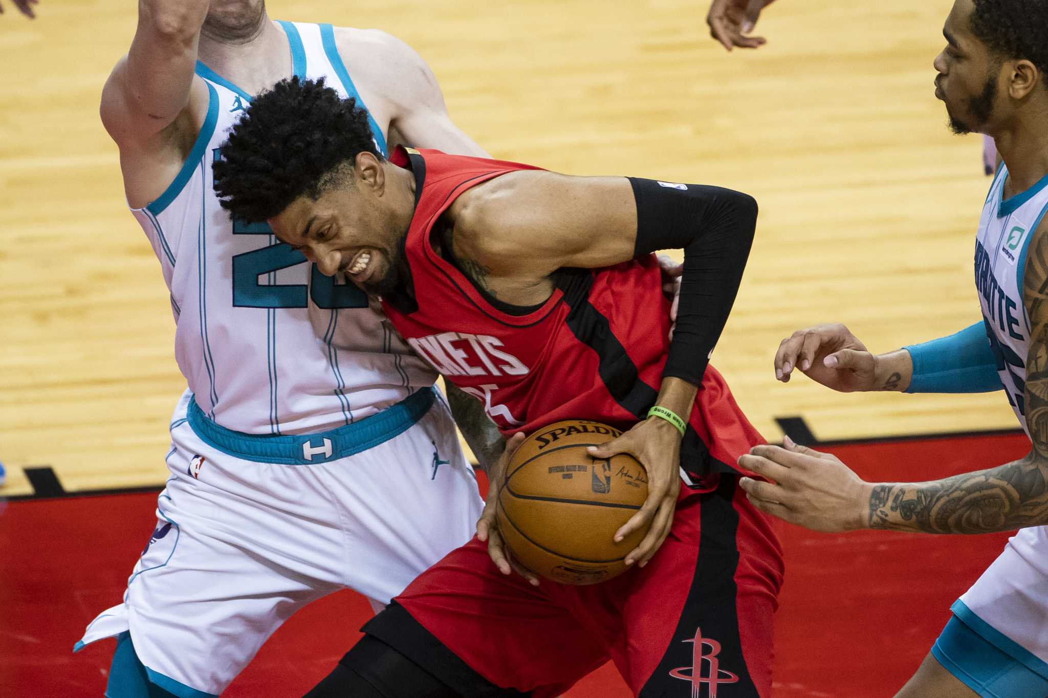 Rockets fall back to reality with blowout loss to Hornets