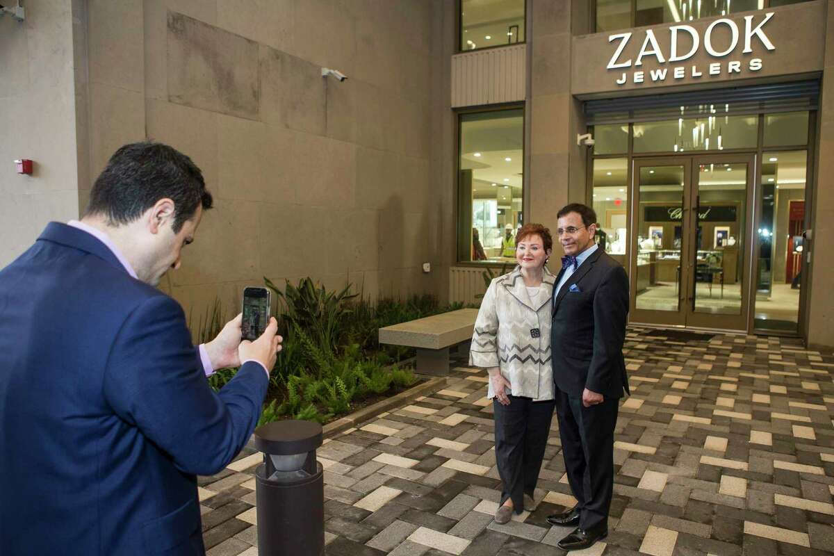 Zadok Jewelers readies new mixed-use retail center on Post Oak