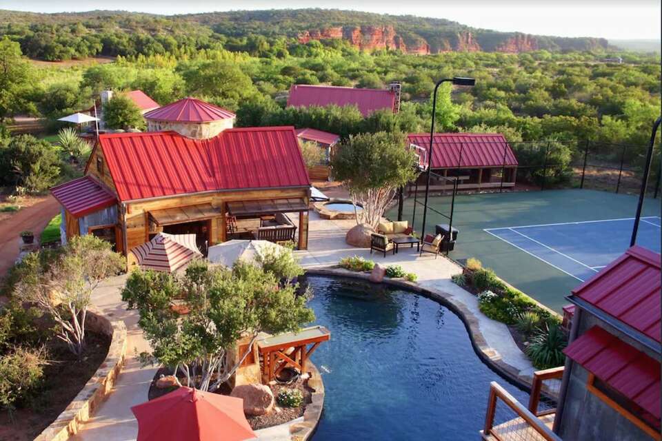 Texas water park resort with a massive waterslide can be booked for ...